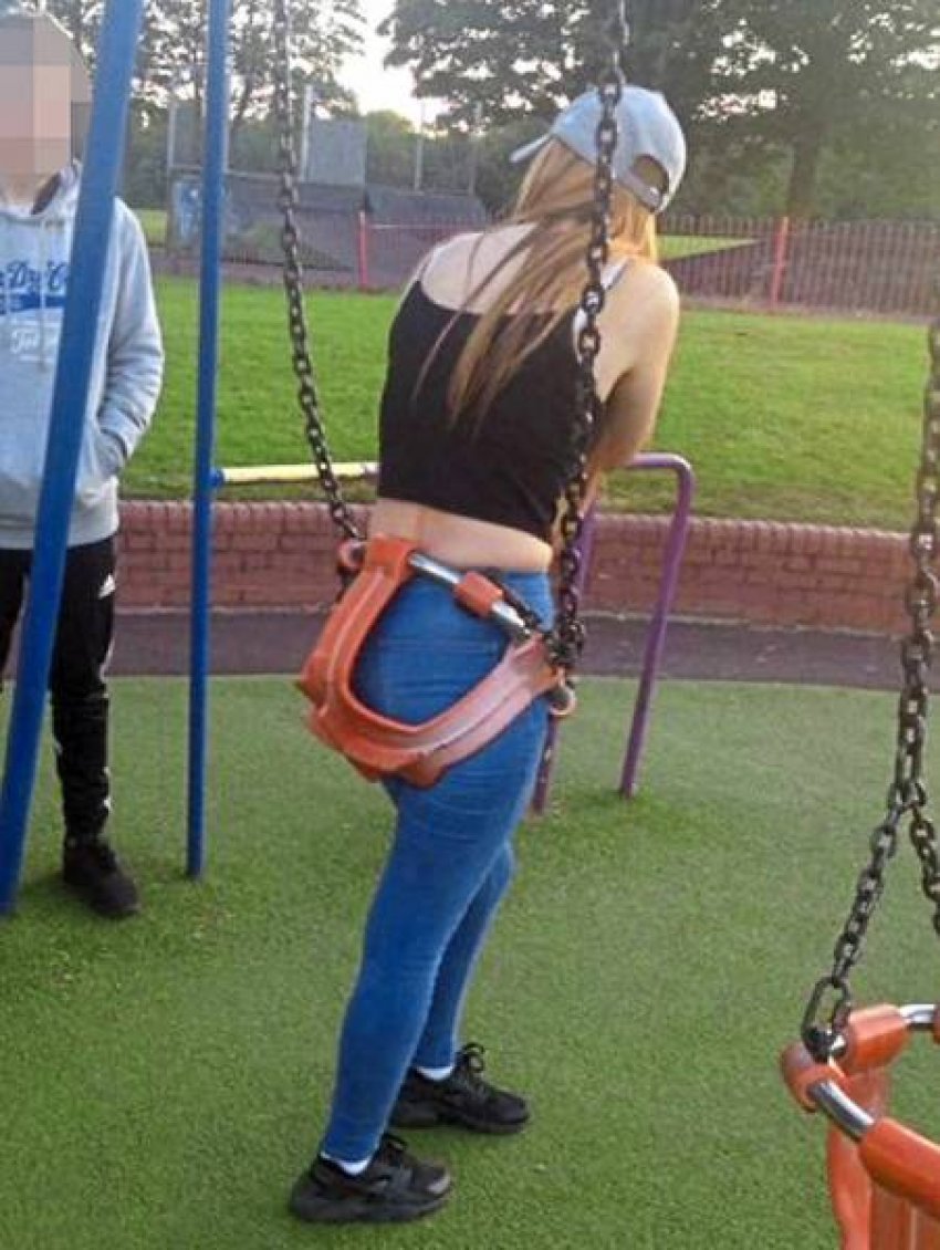 Funny Pictures Of A Girl Stuck Funny Pictures